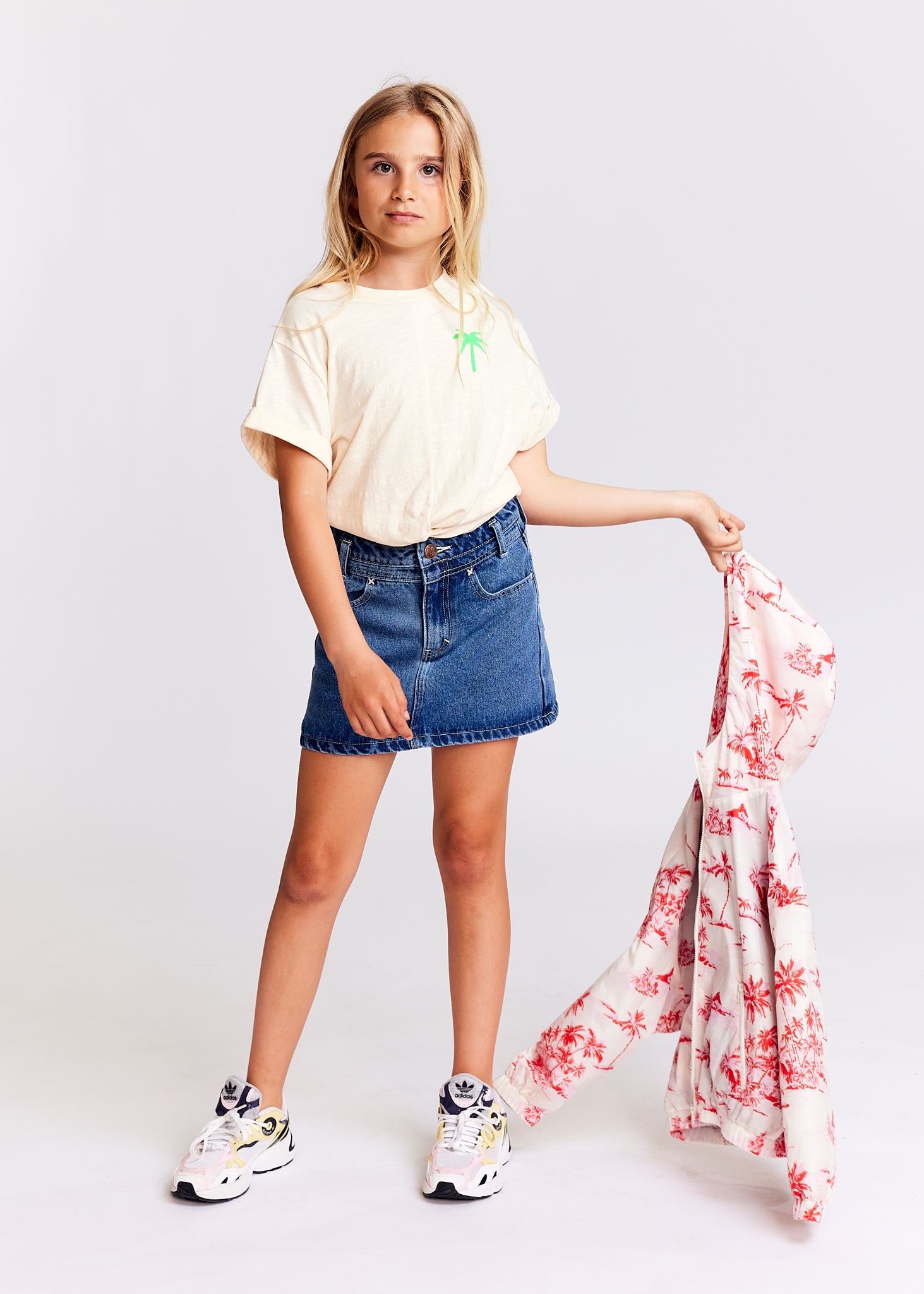 Kids fashion with a twist – AO76